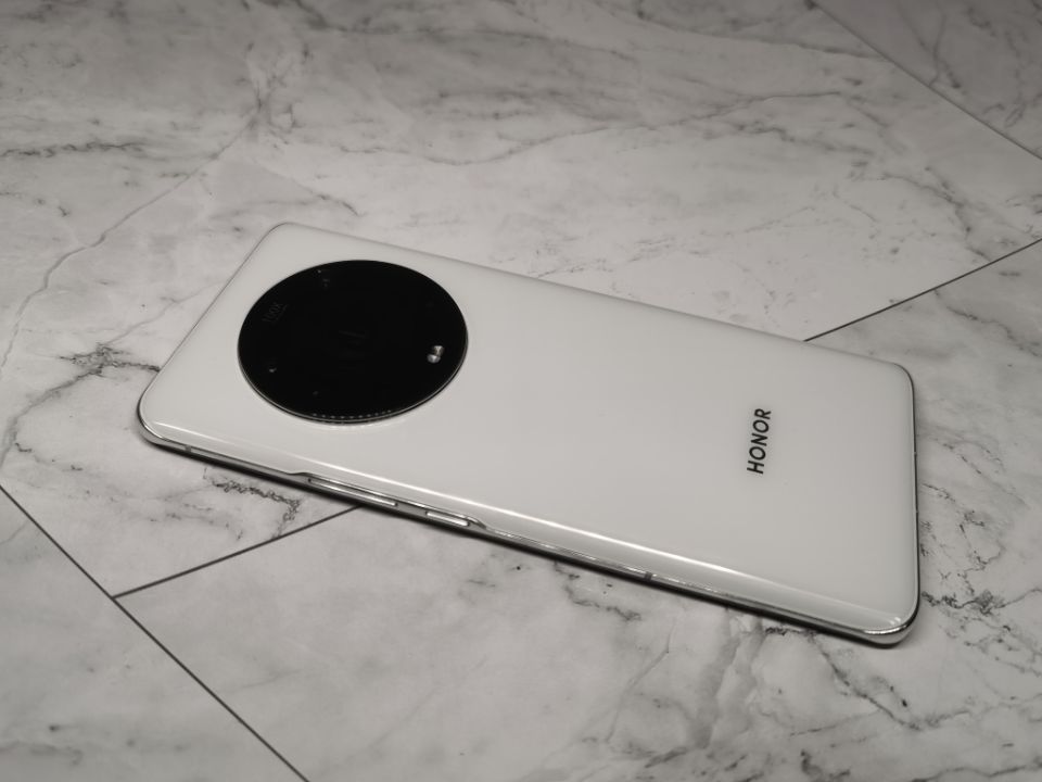 荣耀Magic4Pro评测：骁龙8＋100W，顶级机皇到底如何-荣耀俱乐部