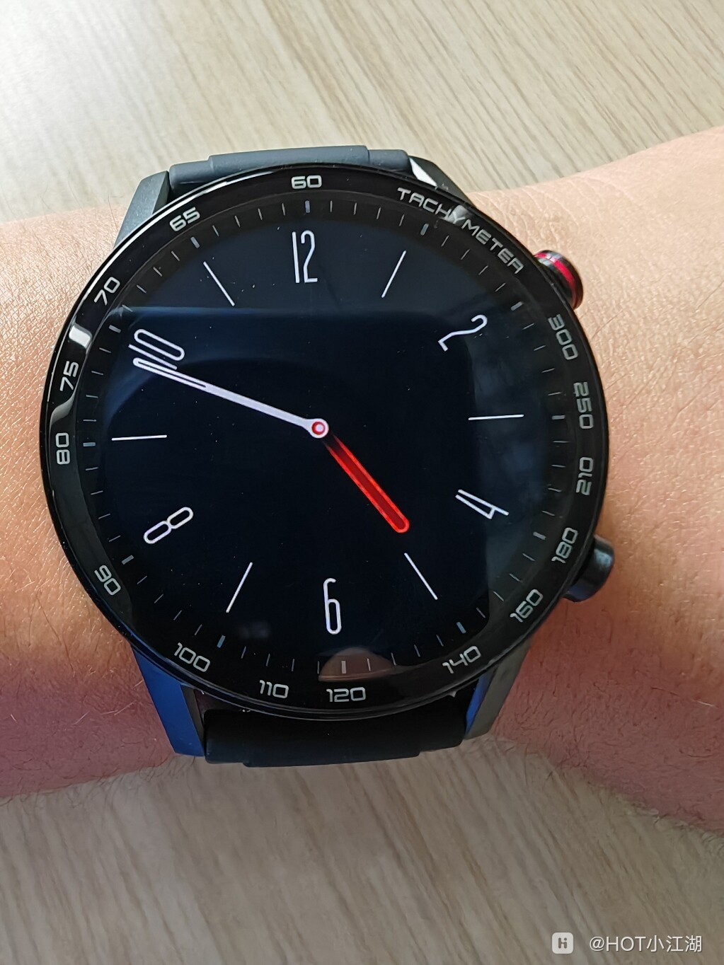 荣耀GS3i和华为GT4手表对比-荣耀俱乐部