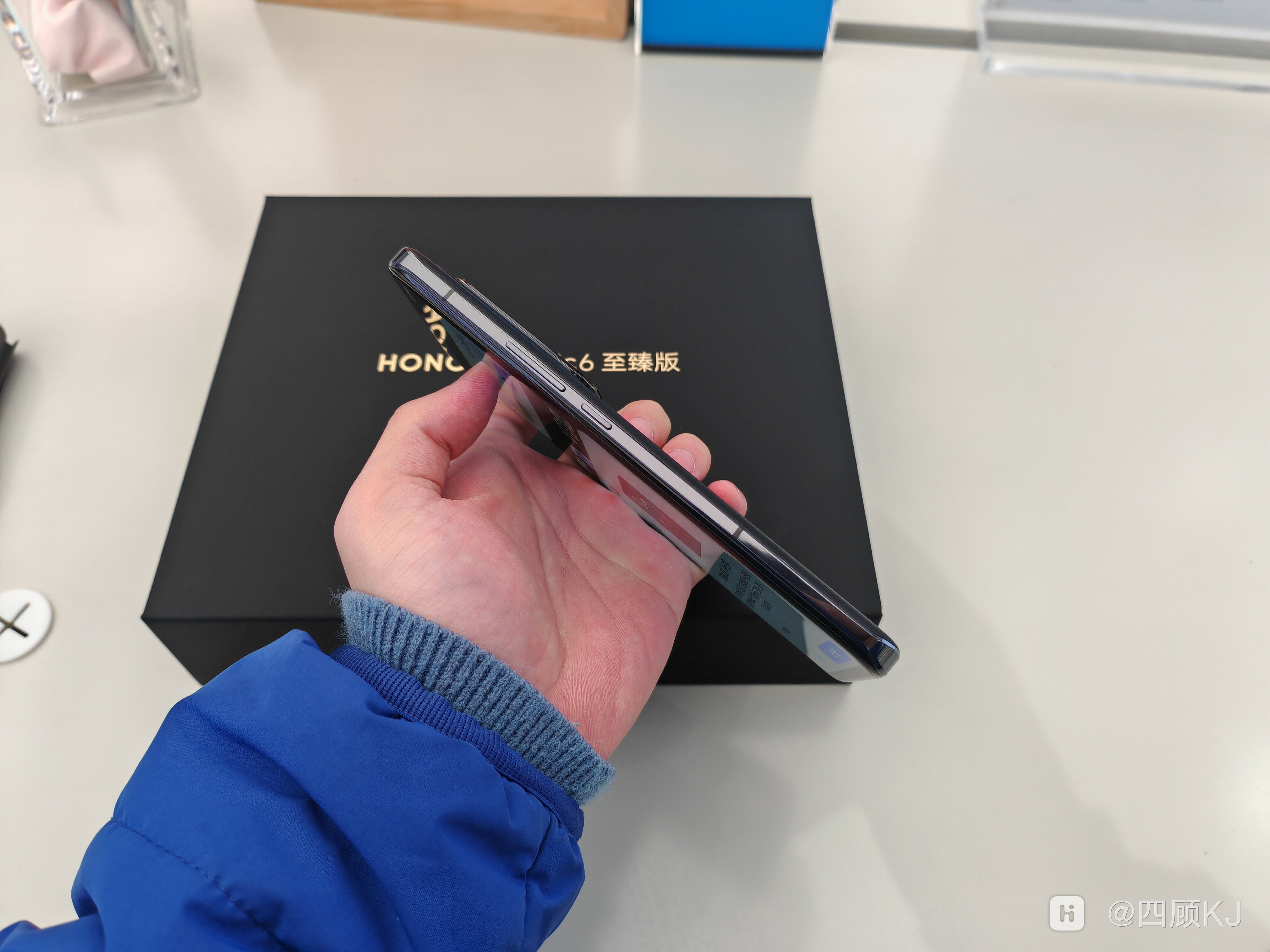 Magic6至臻版开箱图赏-荣耀俱乐部