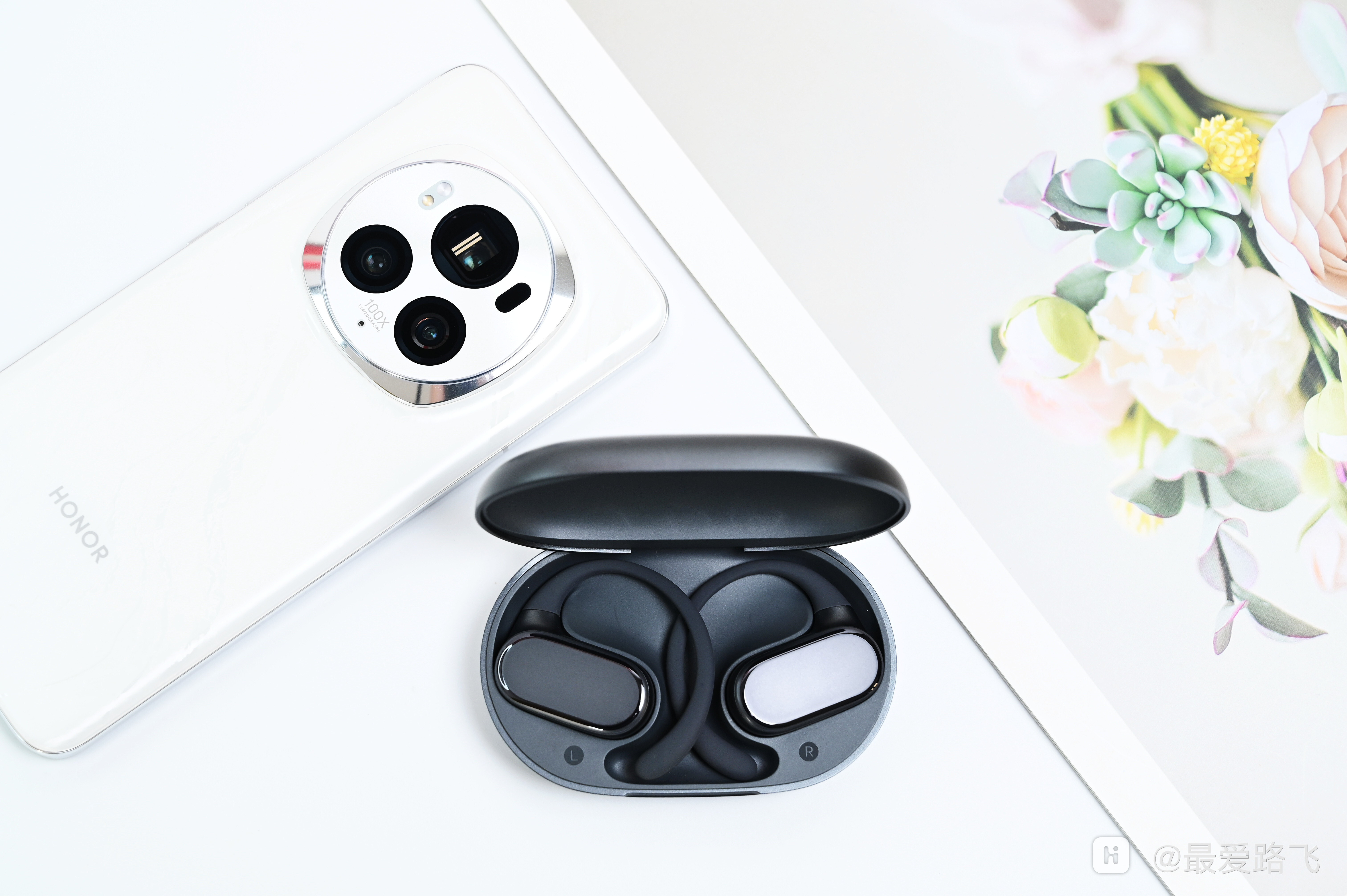 荣耀亲选TiinLab开放式耳机美图-荣耀俱乐部