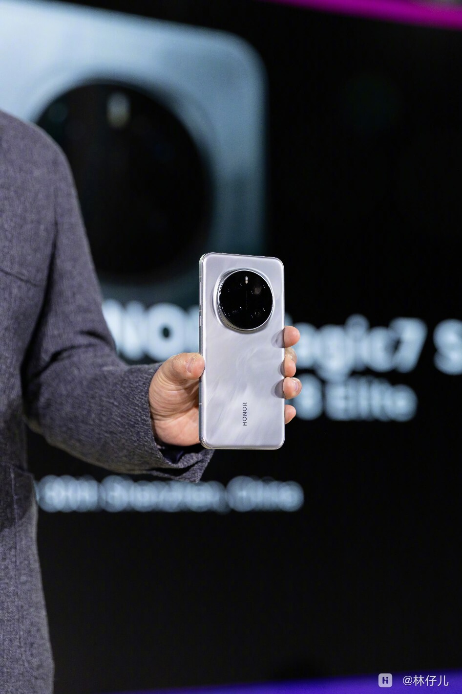 荣耀Magic7真机实拍图-荣耀俱乐部