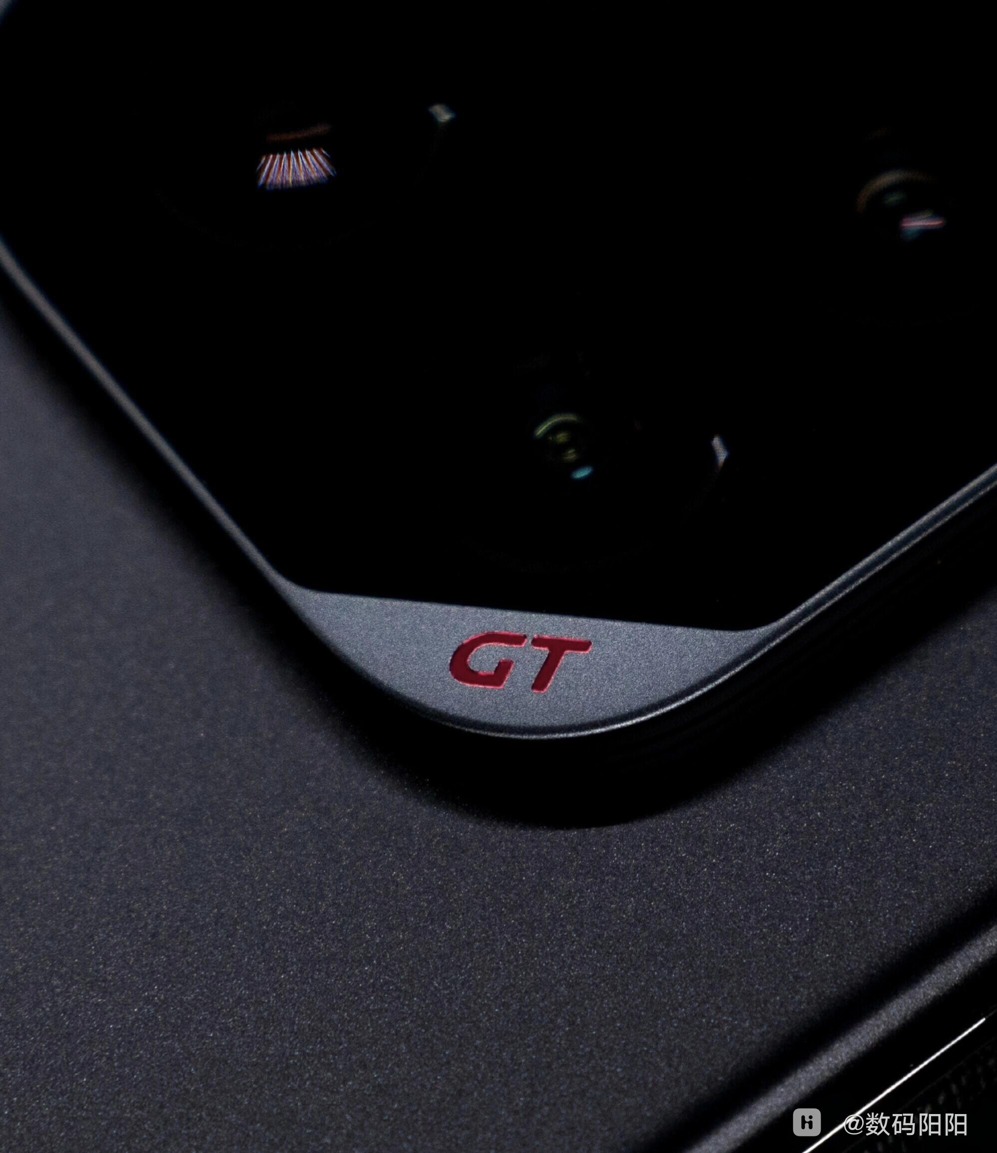没有想到吧！荣耀GTPro居然把摄像头给改了-荣耀俱乐部
